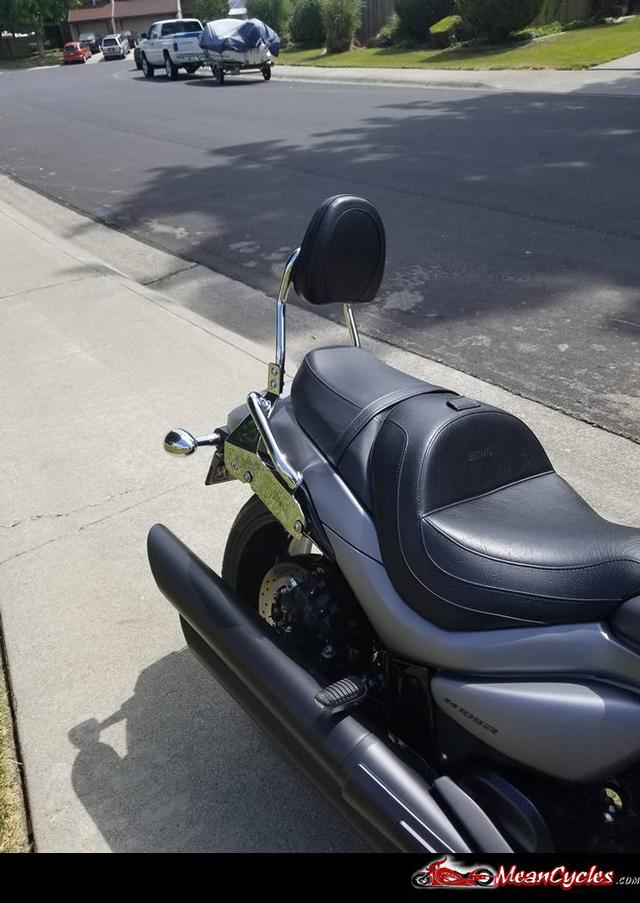MeanCycles | QUICK RELEASE TOURING BACKREST w/ GRAB RAILS FOR M109R ...